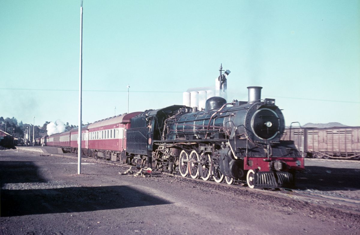 Contributions Locomotive History