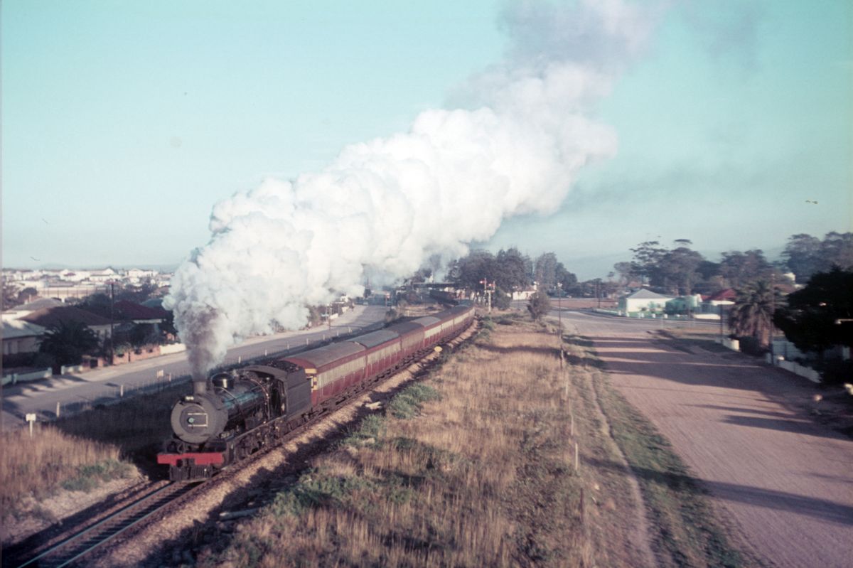 Contributions Locomotive History