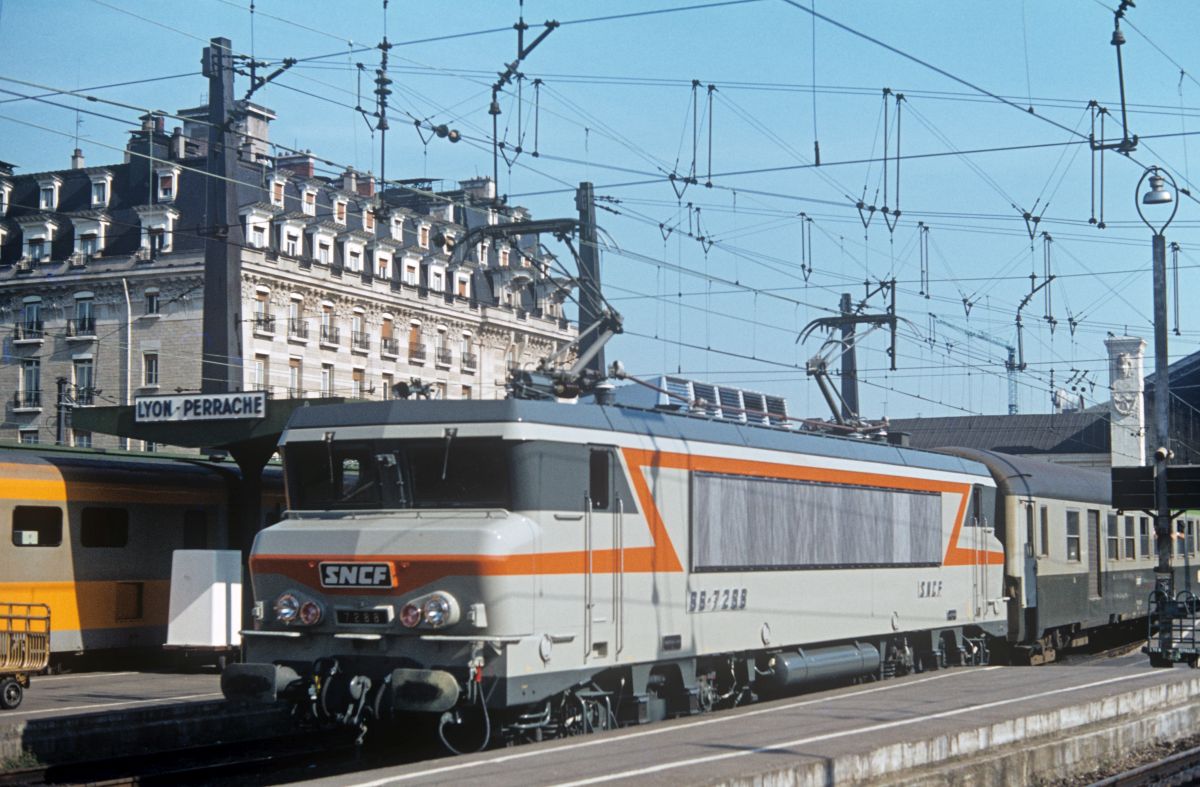 Contributions Locomotive History